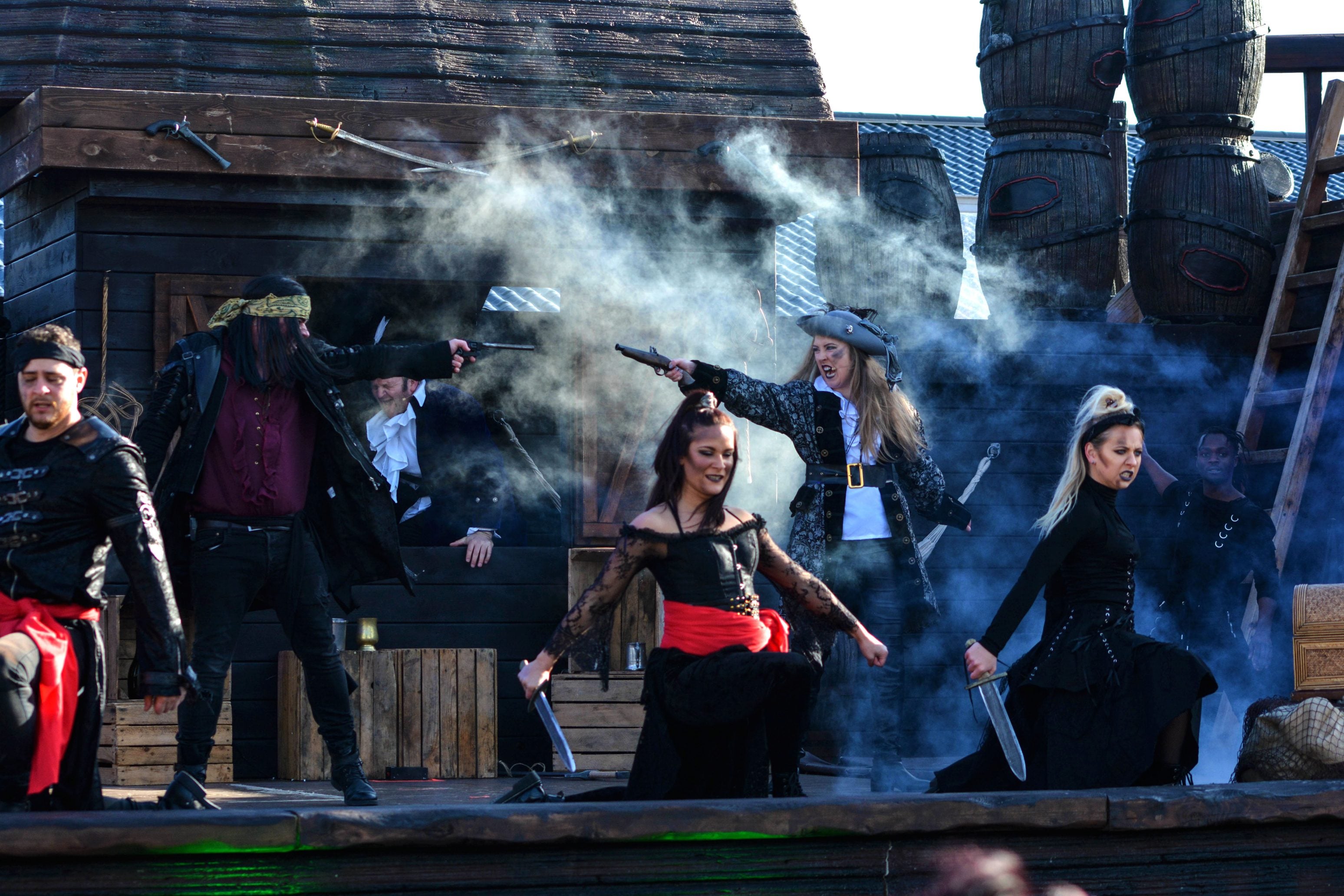 Daytime Shows - Flamingo Land Resort